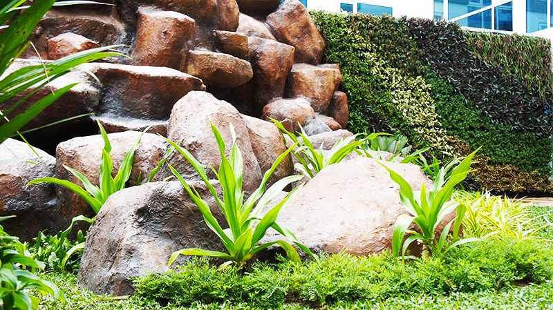 artificial waterfall pattaya thailand - Thai Garden Design