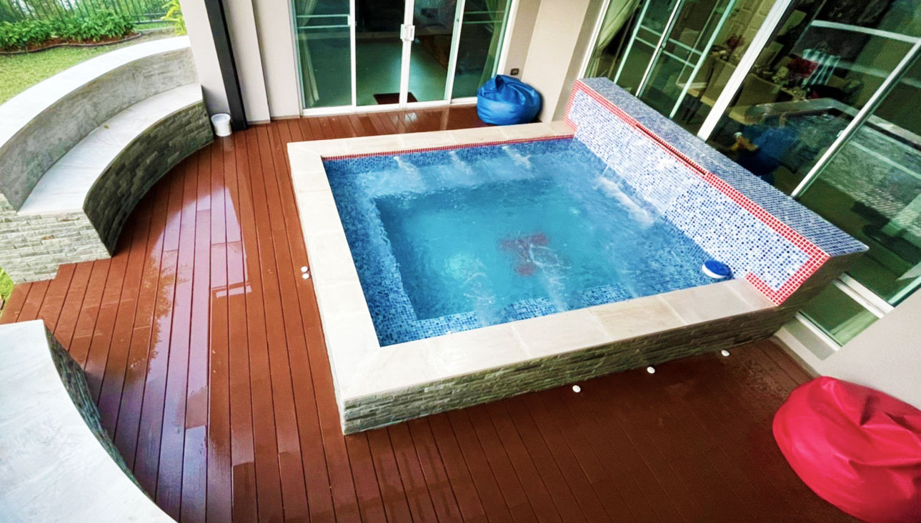 Custom Built Jacuzzi and Garden Room, for Laemchabang Family