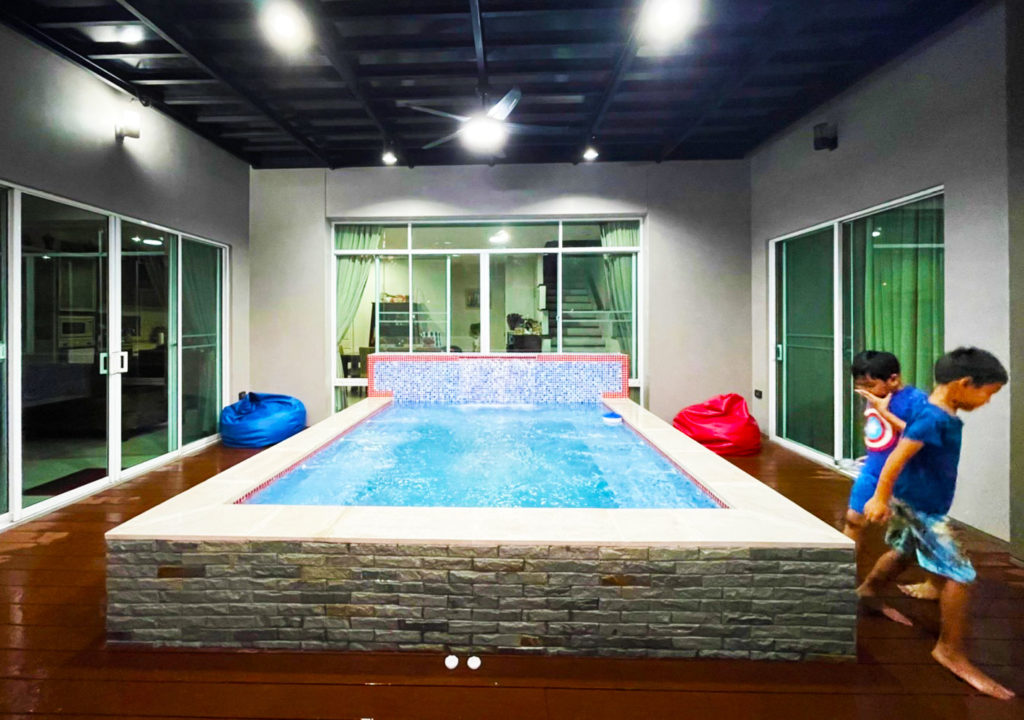 Custom Built Jacuzzi and Garden Room, for Laemchabang Family