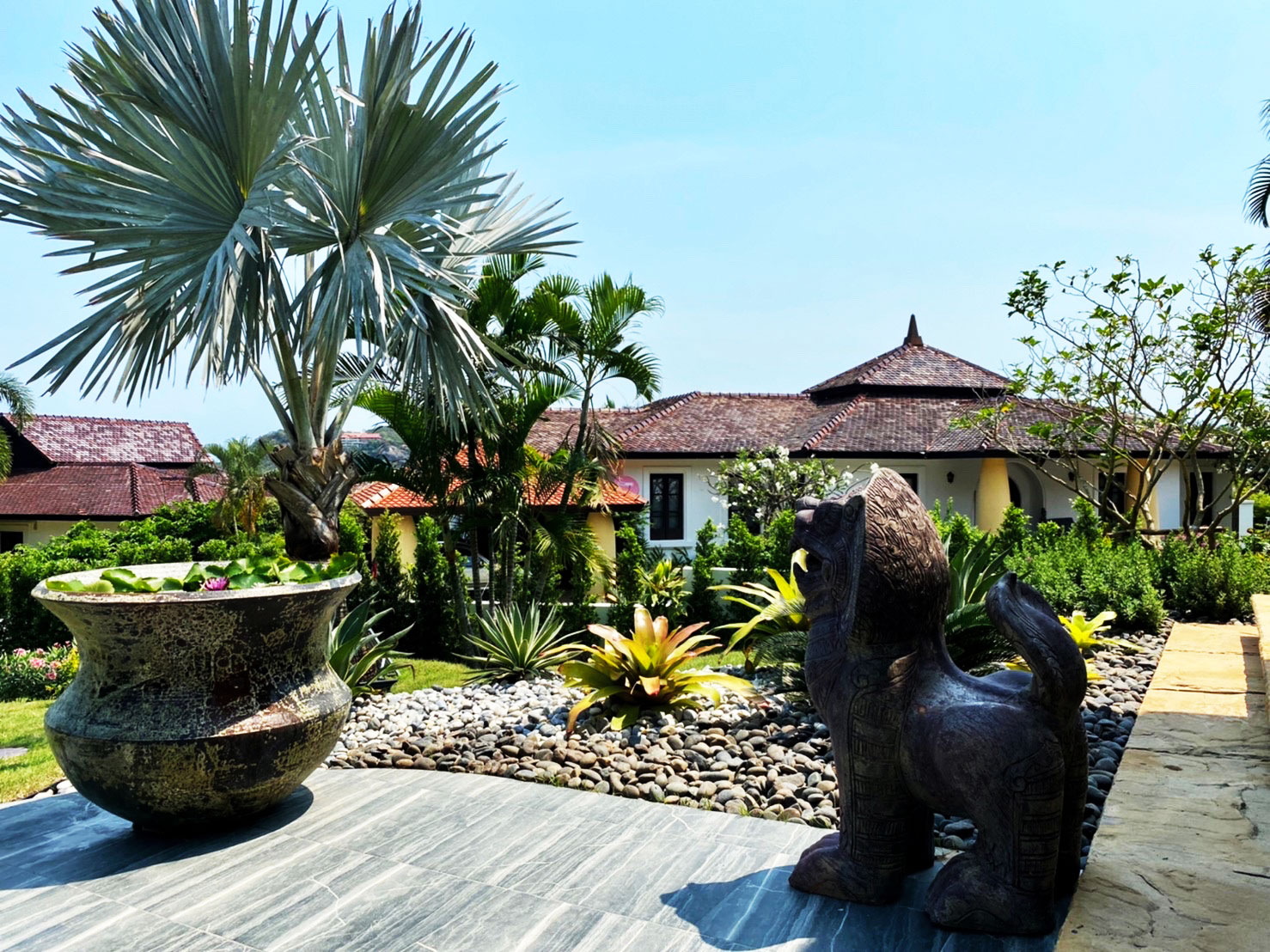 Beautiful Bali Style Garden Design, for Hua Hin Residents - Thai Garden ...